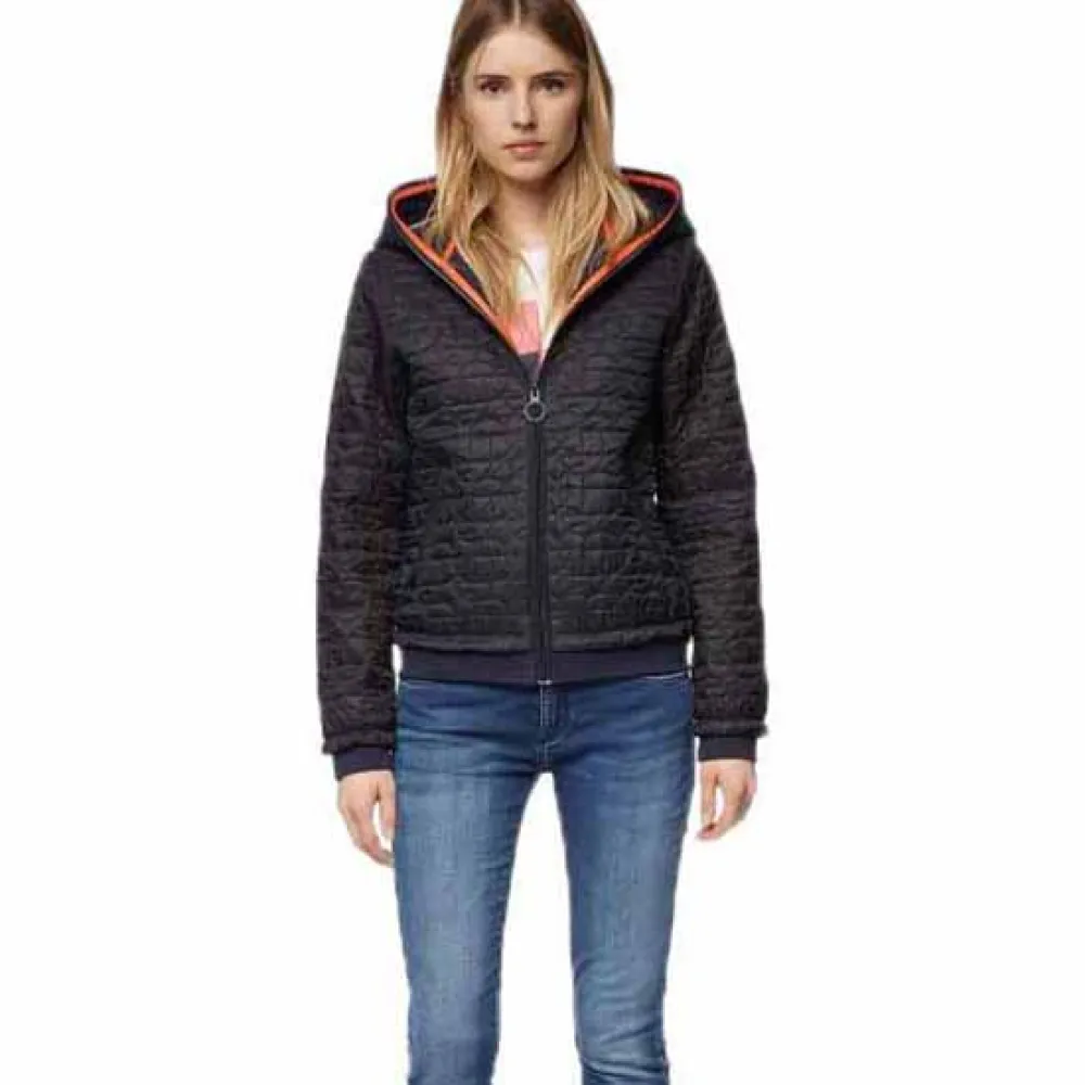 Bench Quilted Jacket | Dressinn