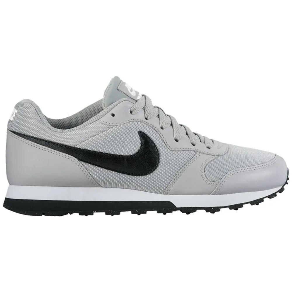 Nike MD Runner 2 GS Trainers | Dressinn スニーカー