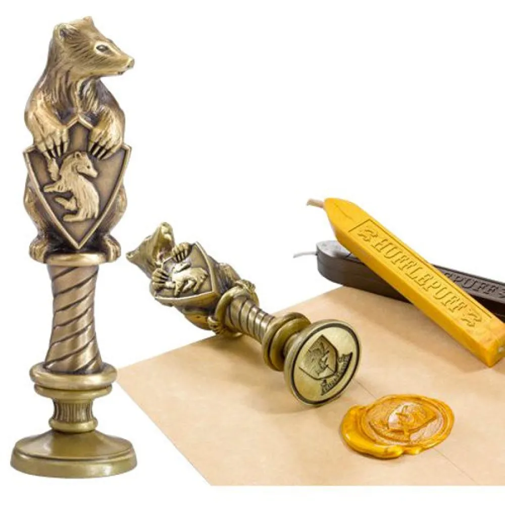 Noble collection Hufflepuff Stamp Figure Multicolor | Techinn