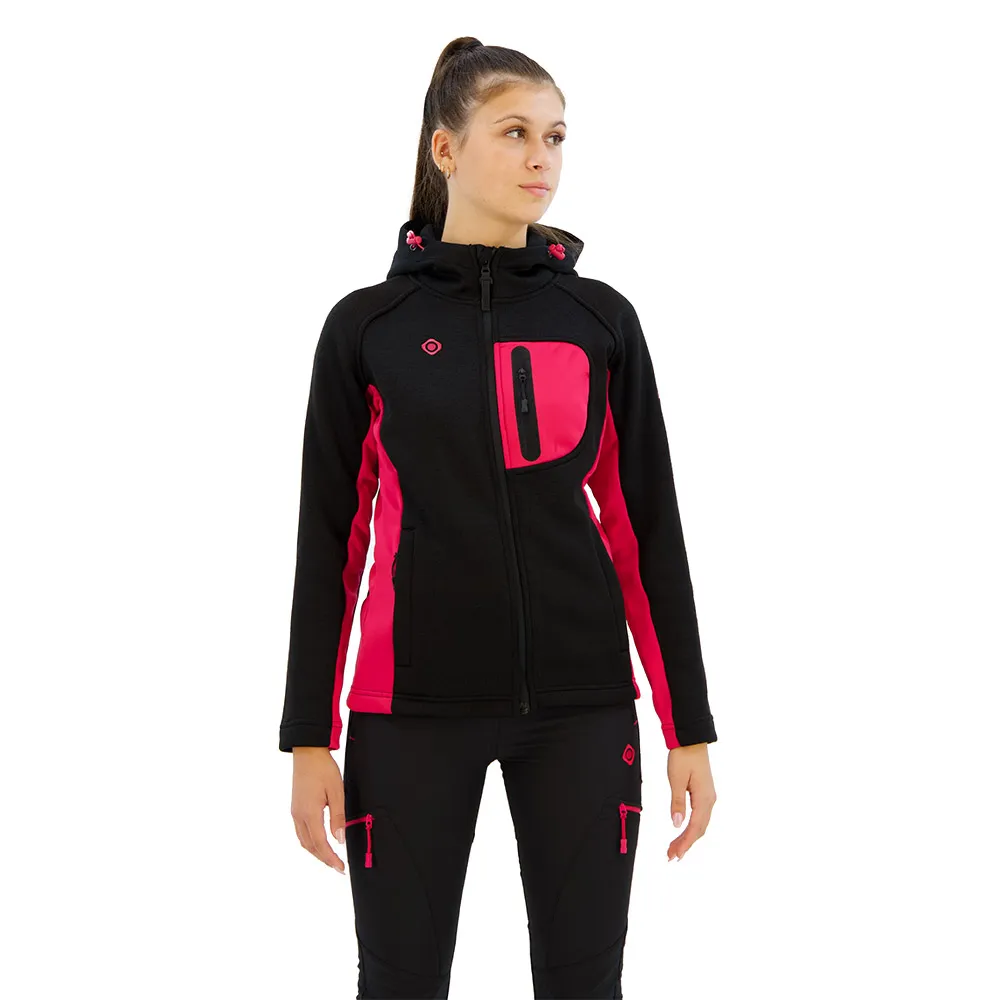 Izas Equus W Black | Trekkinn