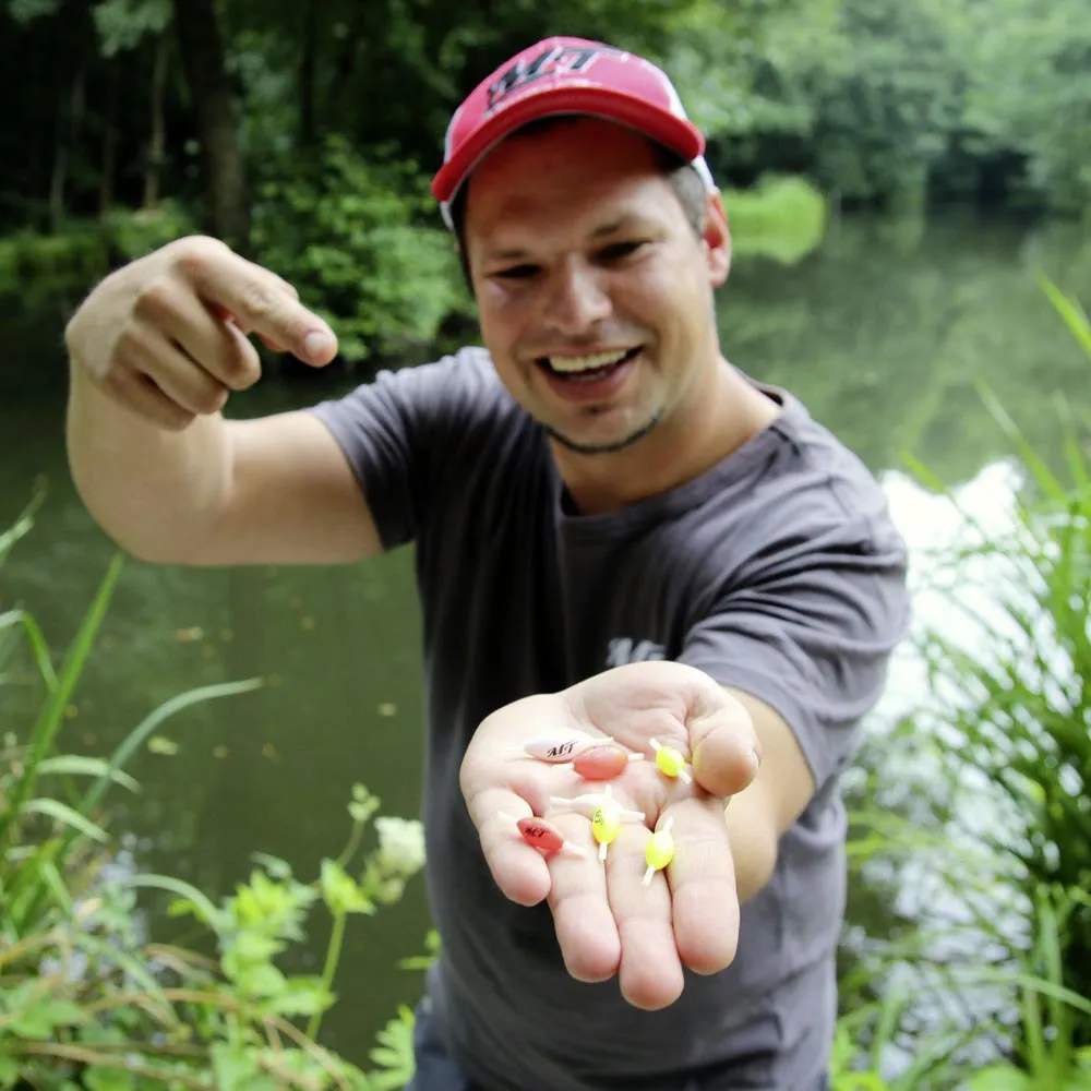 Magic trout Pilot Float Red | Waveinn