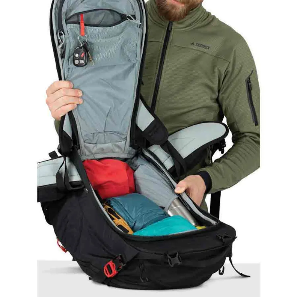 Osprey Kamber 30L Backpack Black | Trekkinn