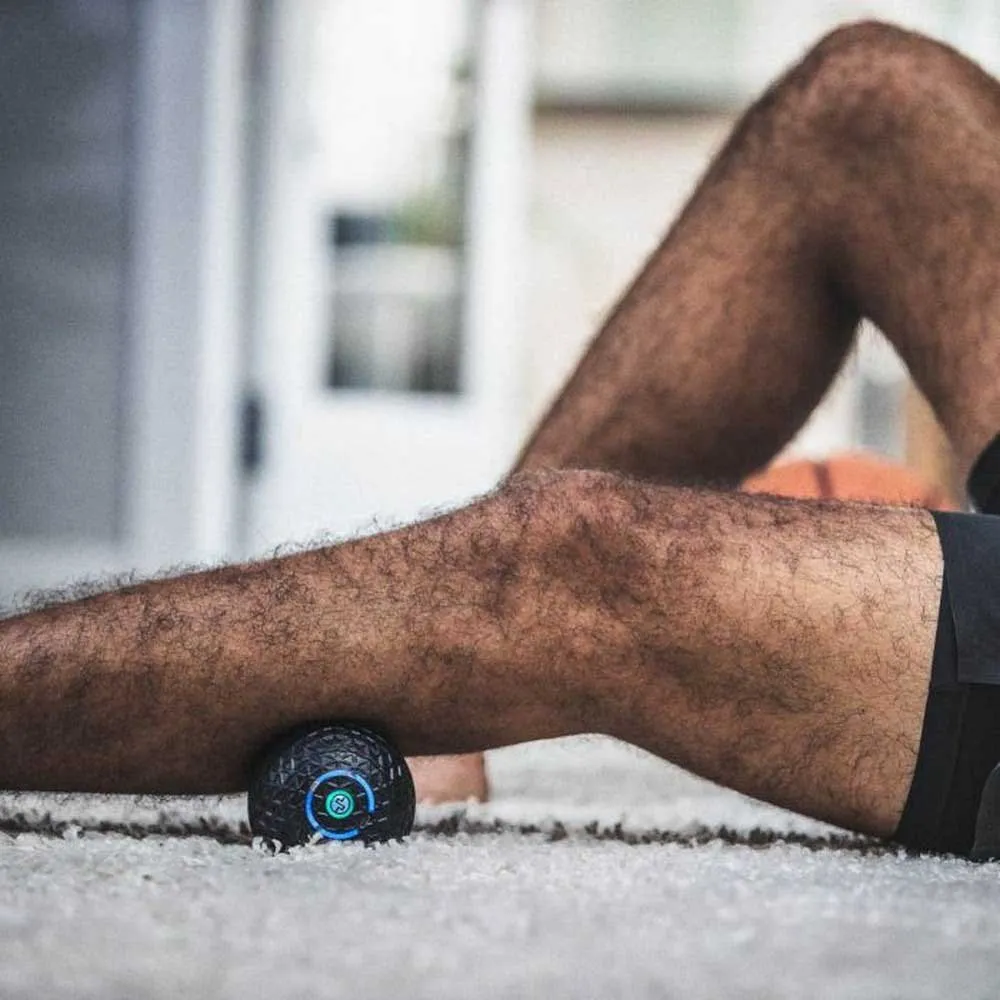 Compex Molecule Compact Vibrating Massage Ball Black | Smashinn