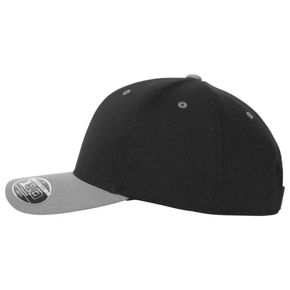 Flexfit 110 Fitted Cap Black | Dressinn