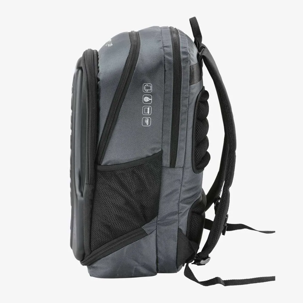 Bullpadel 23001 Hack Backpack Black | Smashinn