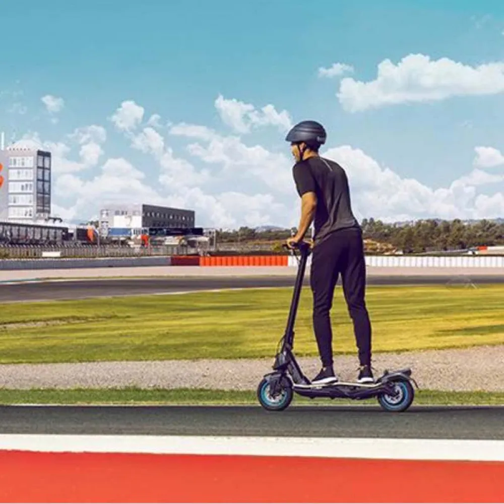 Cecotec Bongo Serie S Infinity Electric Scooter Black | Dressinn