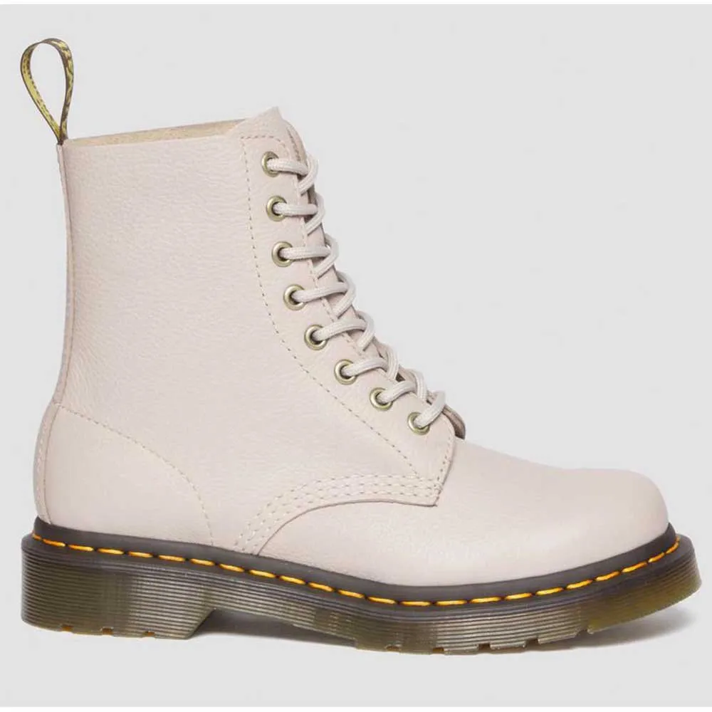 Dr martens 1460 Pascal boots Beige | Dressinn