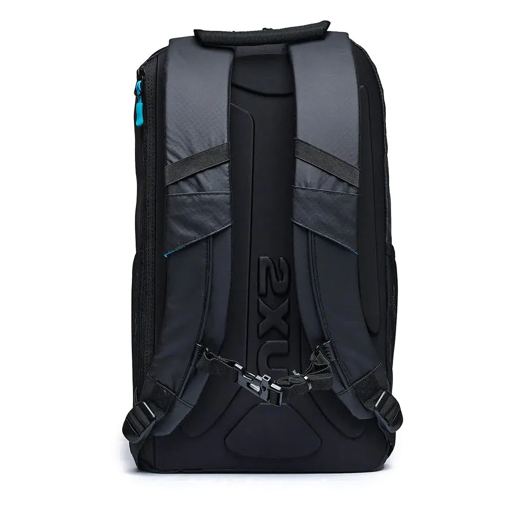 2XU Commute Backpack Black | Dressinn