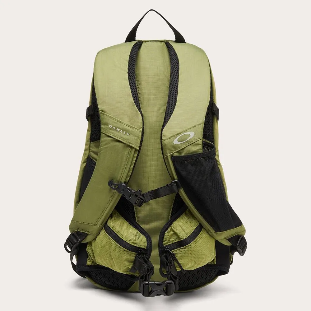 Oakley Seeker Traverse RC Hydration Backpack, Green | Bikeinn