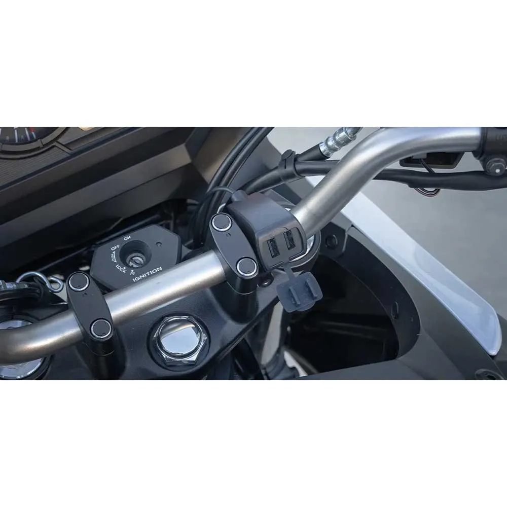 Optiline Trek Water Resistant Power Outlet USB | Motardinn