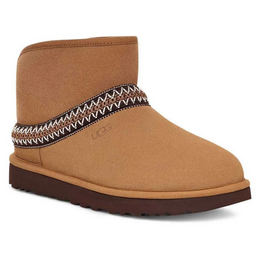 Ugg Botas Classic Mini Crescent Marrón | Dressinn