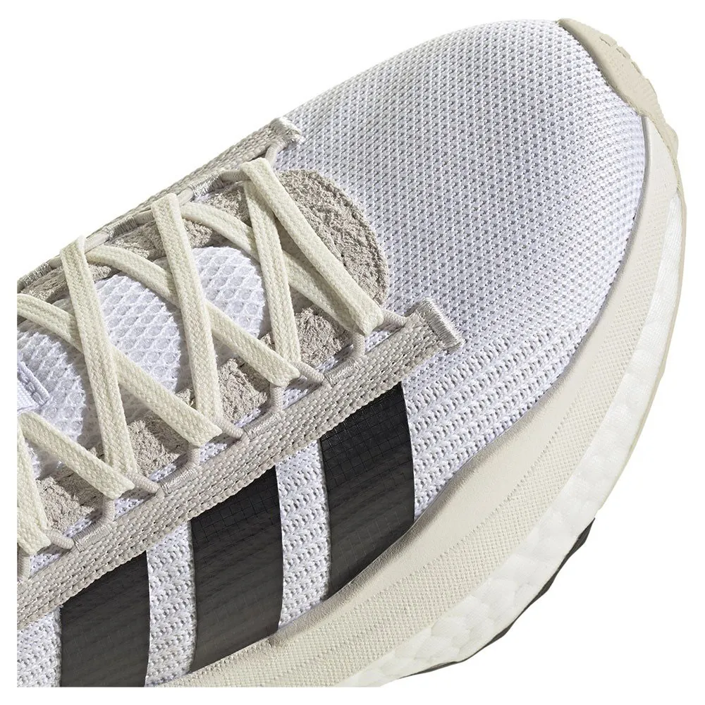 adidas Avryn_X trainers White | Dressinn