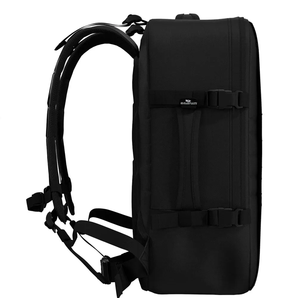 Cabin zero Military 44l ultra light backpack, Black | Bikeinn