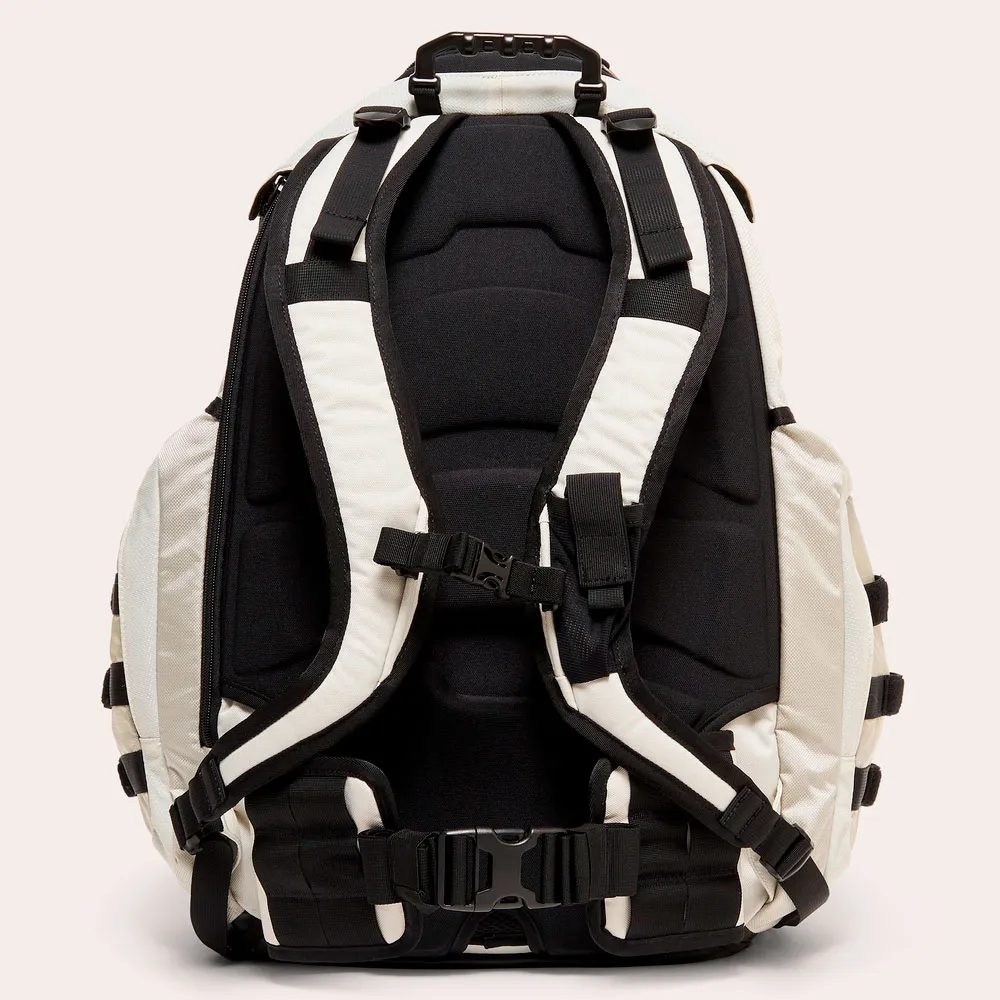 Oakley Kitchen sink backpack, Beige | Bikeinn